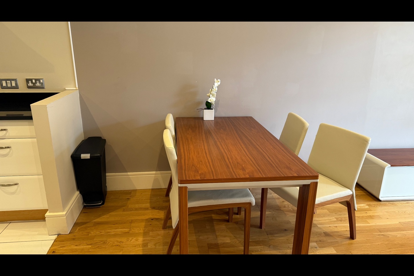 Manchester - 2 Bed Flat, The Lock Building, M1 - To Rent Now for £1,350 ...