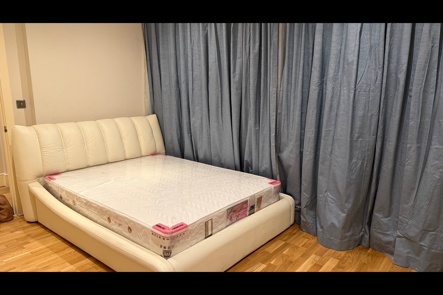 Manchester - 2 Bed Flat, The Lock Building, M1 - To Rent Now for £1,350 ...