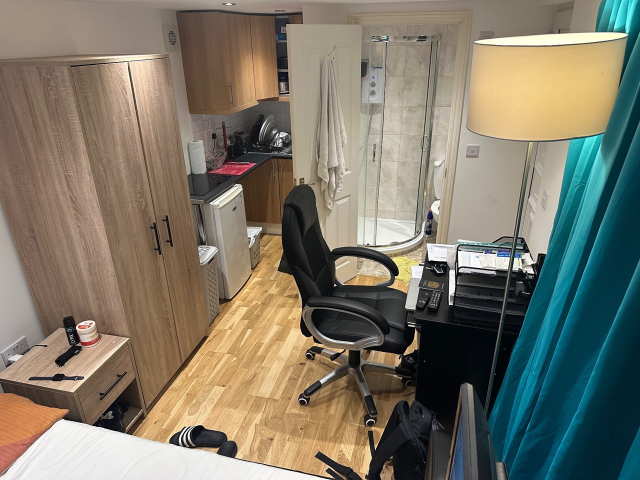 London - Studio Flat, Grasdene Road, SE18 - To Rent Now for £1,200.00 p/m