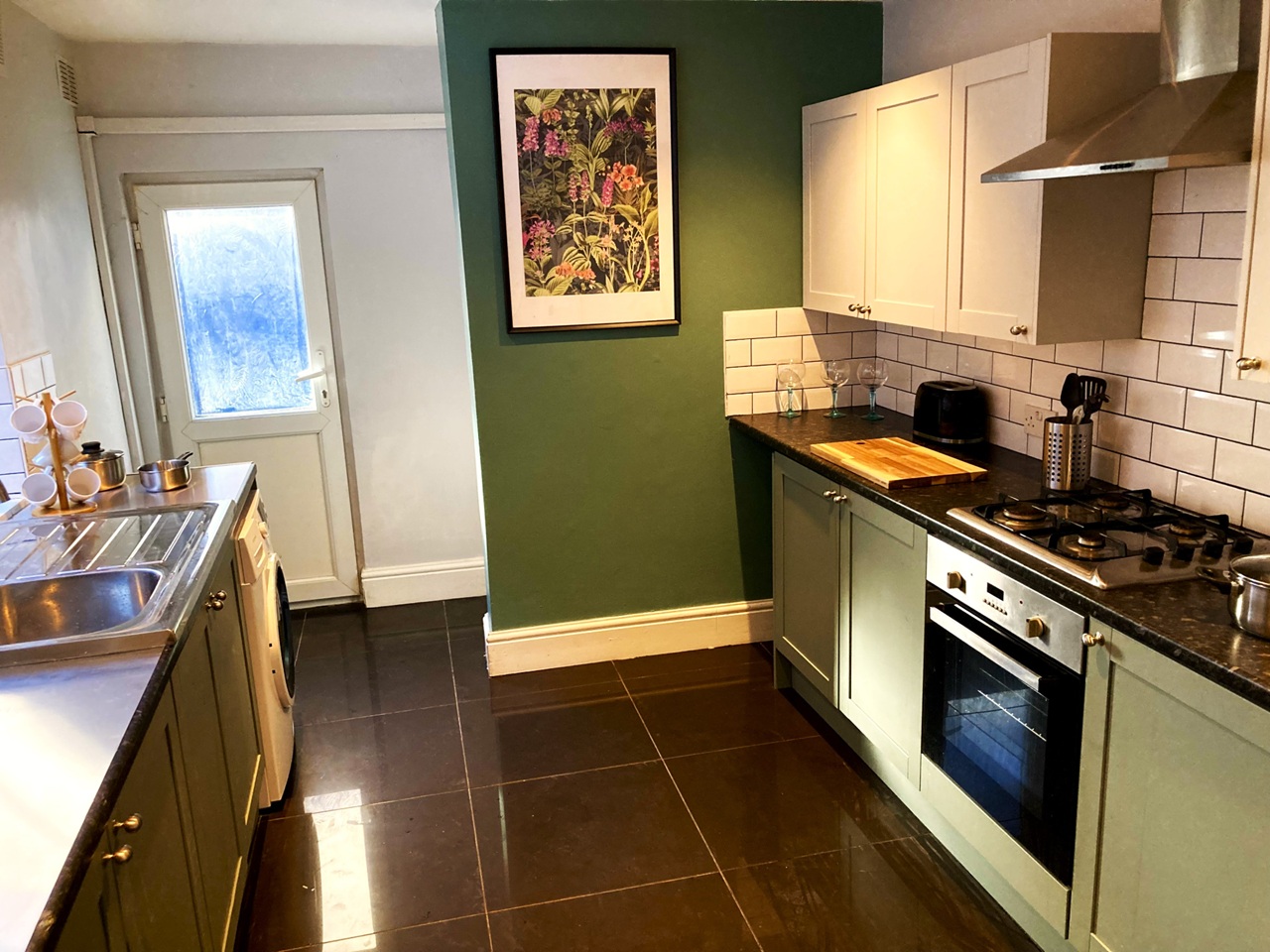 Hull - Room in a Shared House, Queens Road Off Newland Avenue, HU5 - To ...