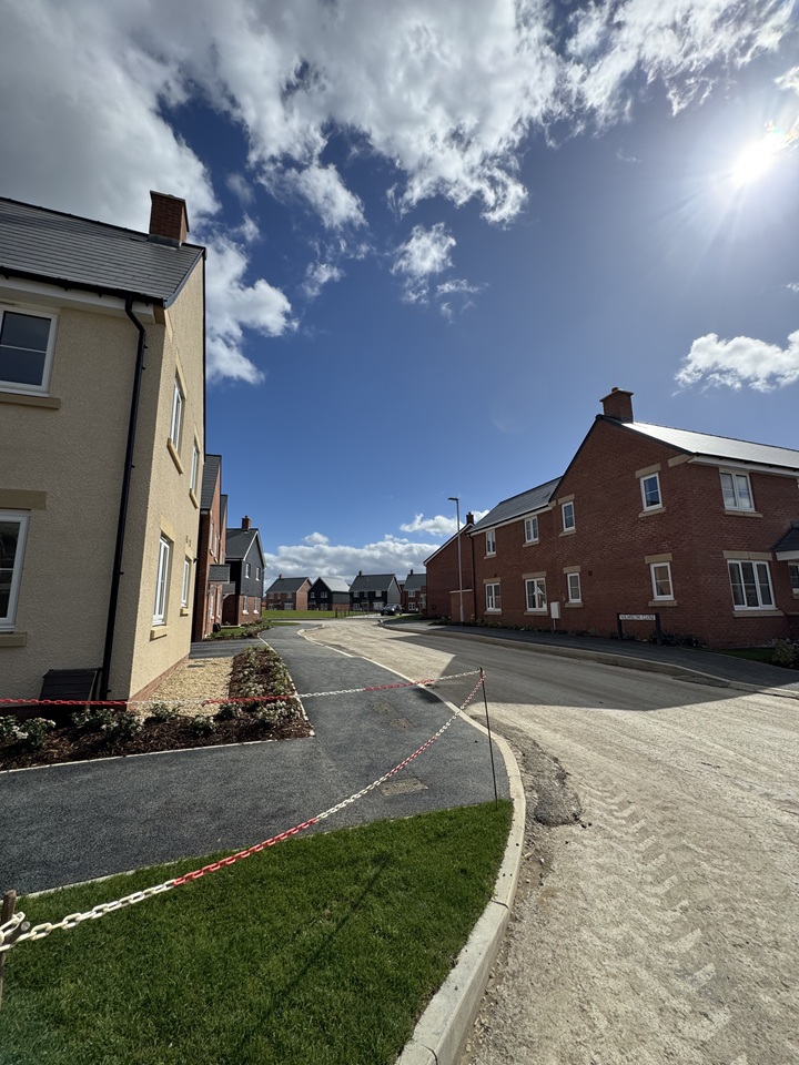 Innsworth, Gloucester - 3 Bed Detached House, Hanbury Road, GL3 - To ...