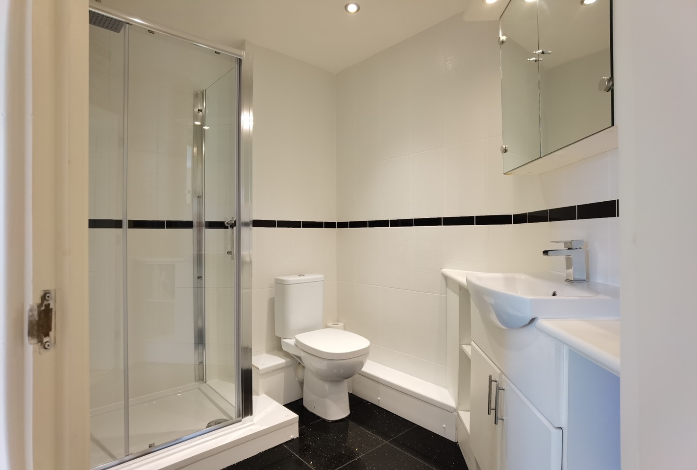 Shinfield, Reading - 2 Bed Flat, Cirrus Drive, RG2 - To Rent Now for £ ...