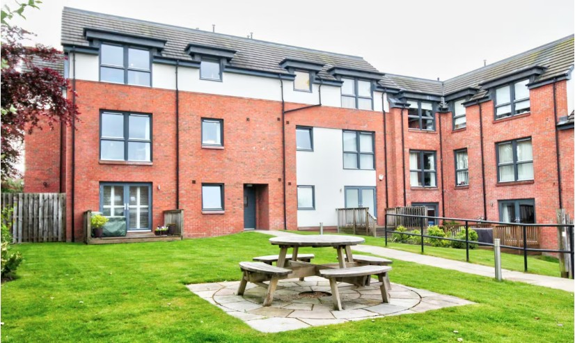 Edinburgh - 2 Bed Flat, Drum Brae South, EH12 - To Rent Now for £1,375. ...