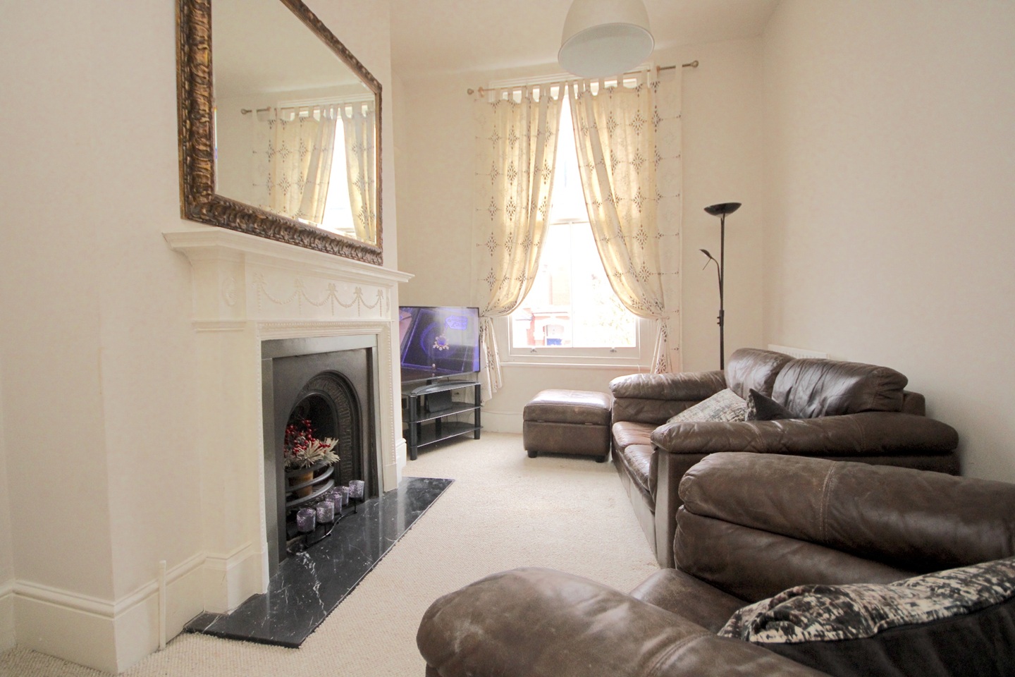 London - 1 Bed Flat, St. Julians Road, NW6 - To Rent Now for £1,700.00 p/m