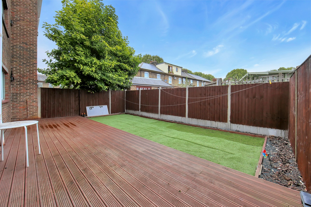 Canary Wharf,London - 4 Bed Flat, Julian Place, E14 - To Rent Now for £ ...