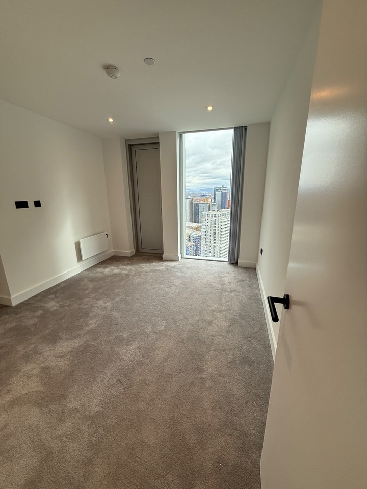 Manchester City Centre - 2 Bed Flat, Bankside Boulevard, M3 - To Rent ...