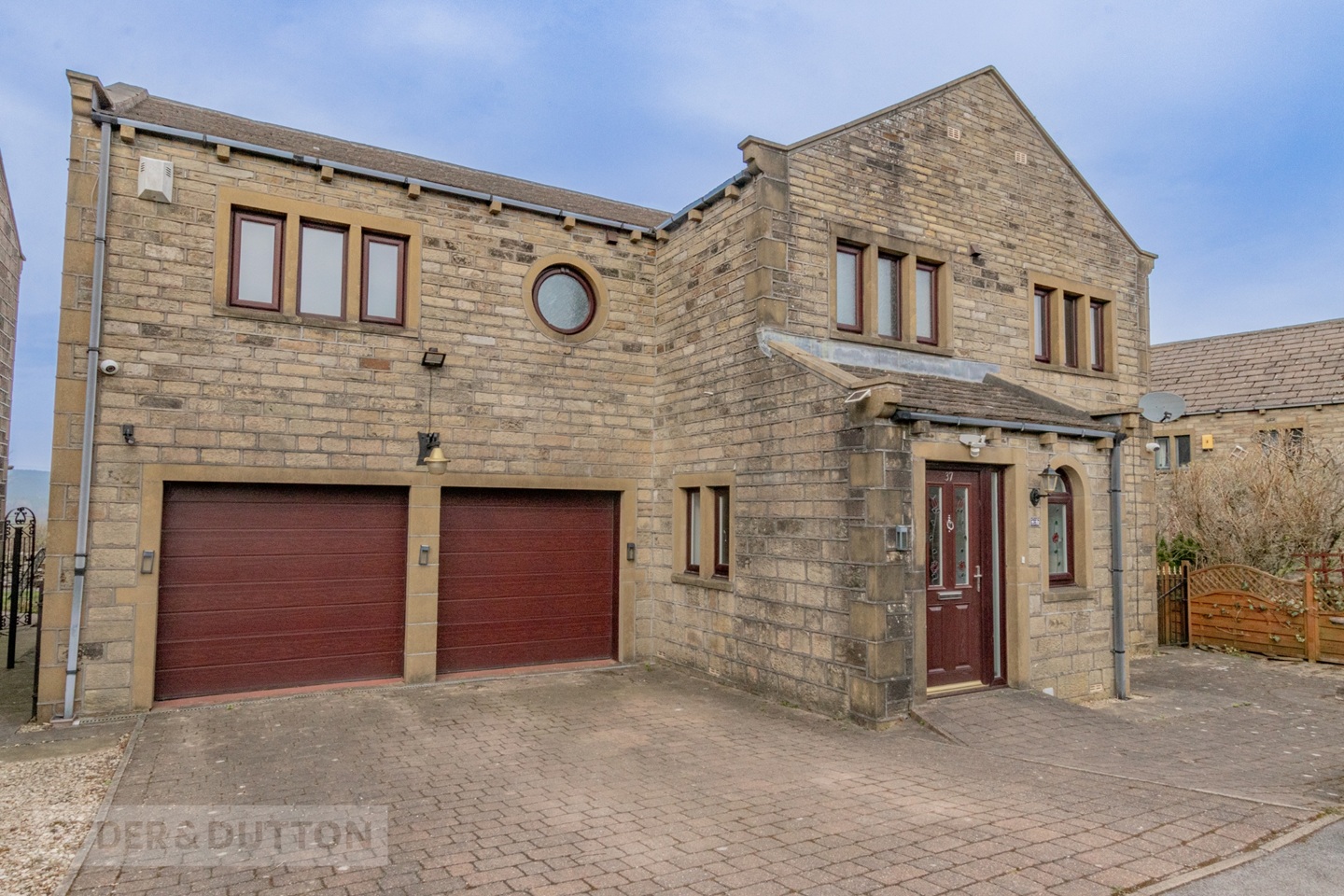 Hade Edge, Holmfirth - 5 Bed Detached House, Green Abbey, HD9 - To Rent ...