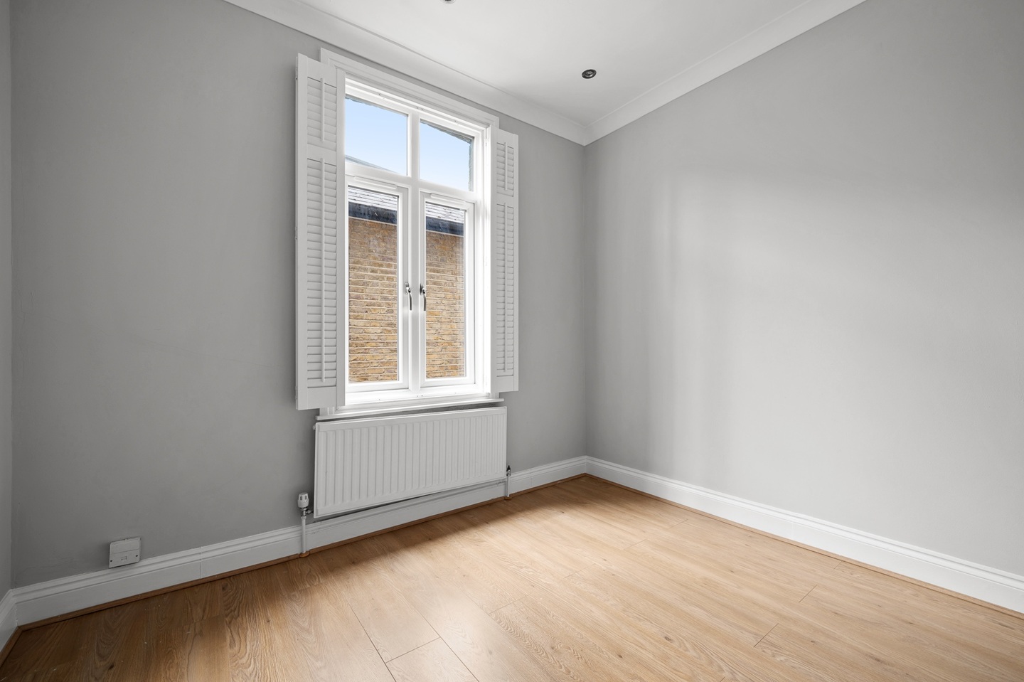 Kingston Upon Thames - 3 Bed Semi-Detached House, Shortlands Road, KT2 ...