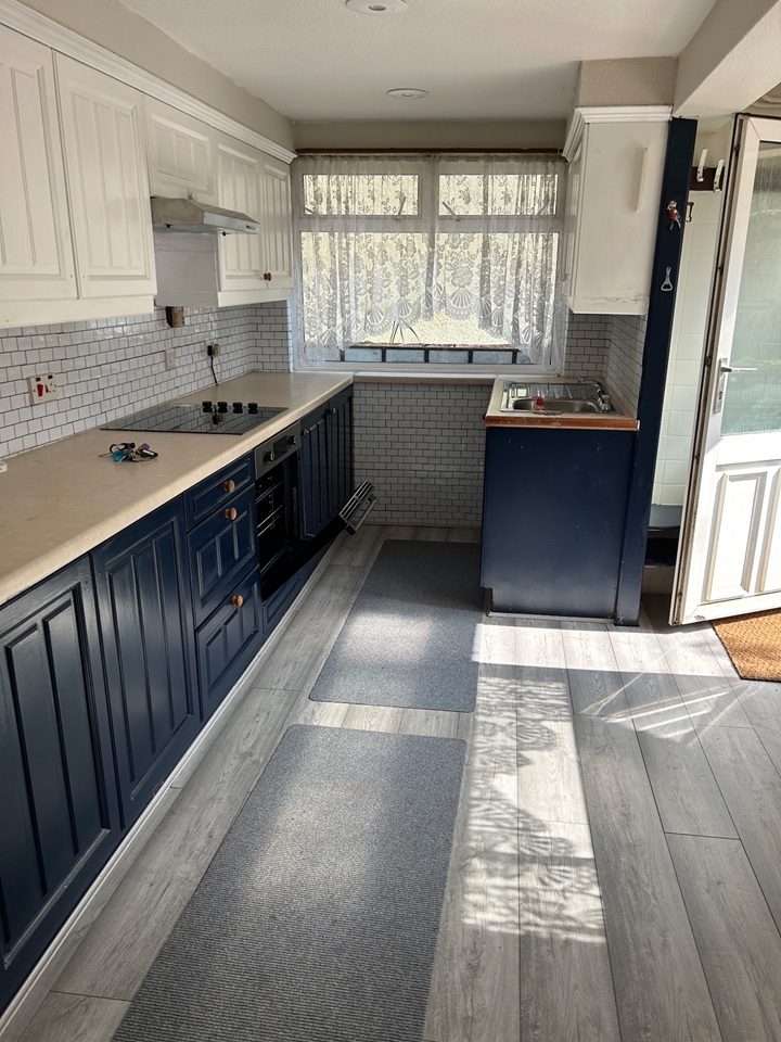 Exeter - 3 Bed Semi-Detached House, High St, EX3 - To Rent Now for £1,650.00 p/m