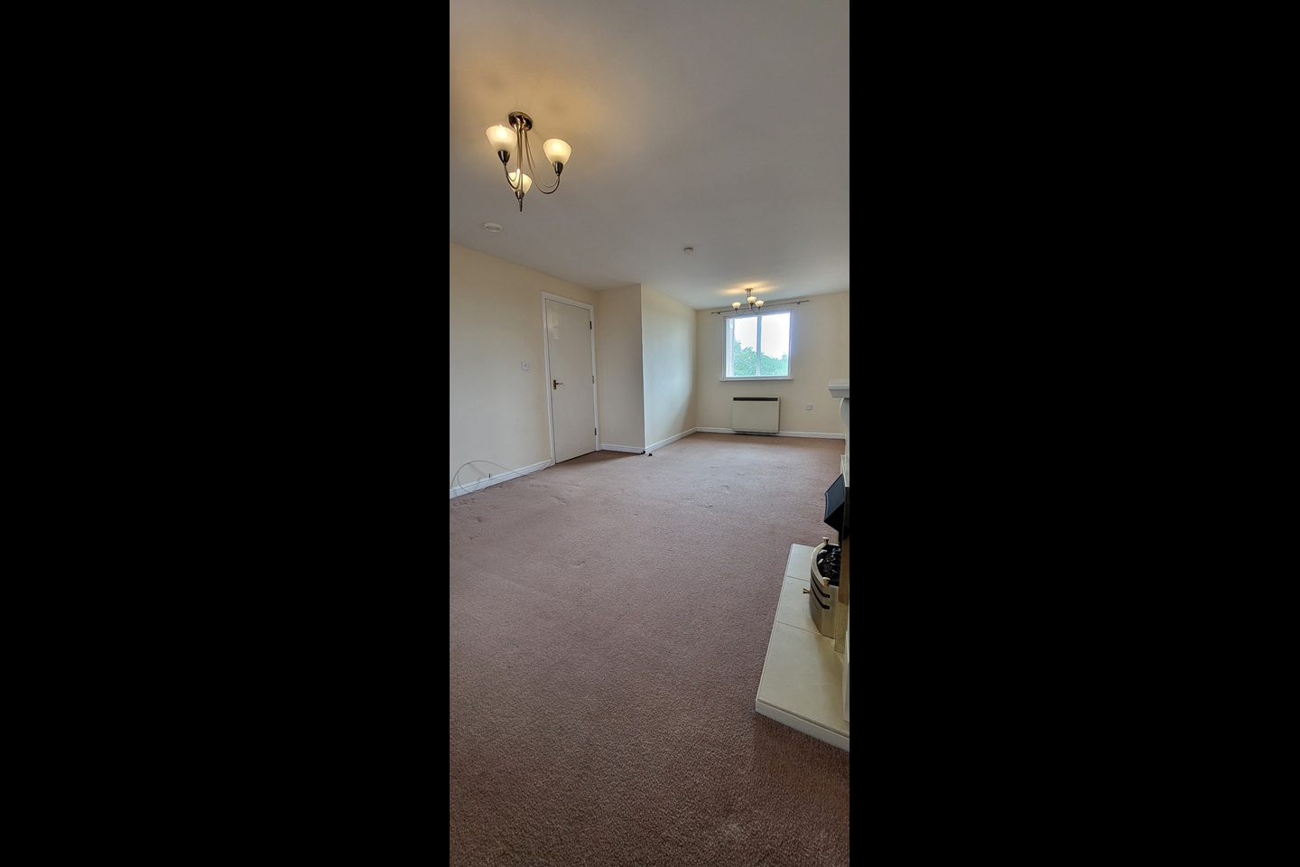 Swindon - 2 Bed Flat, Saltash Road, SN2 - To Rent Now for £900.00 p/m