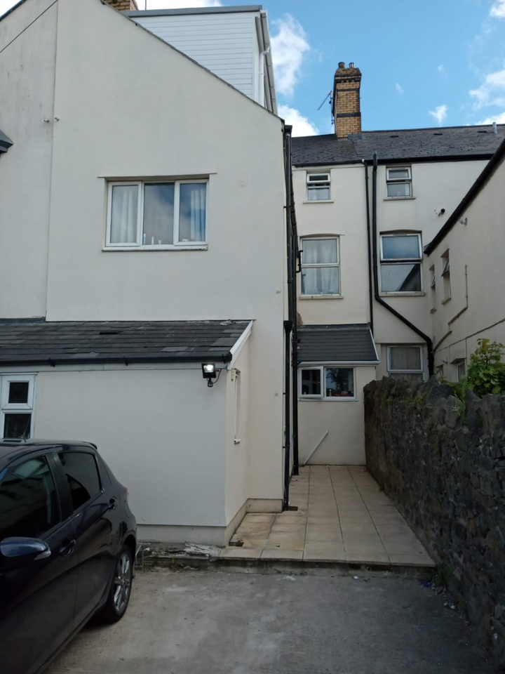 Cardiff - Studio Flat, Newport Road, CF24 - To Rent Now for £850.00 p/m