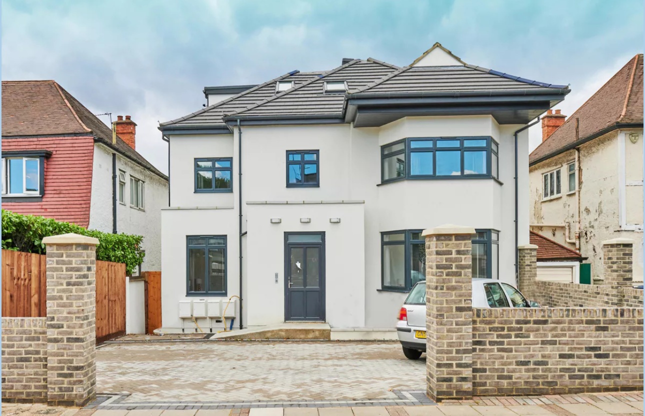 London - 1 Bed Flat, Hendon Way, NW4 - To Rent Now for £2,300.00 p/m