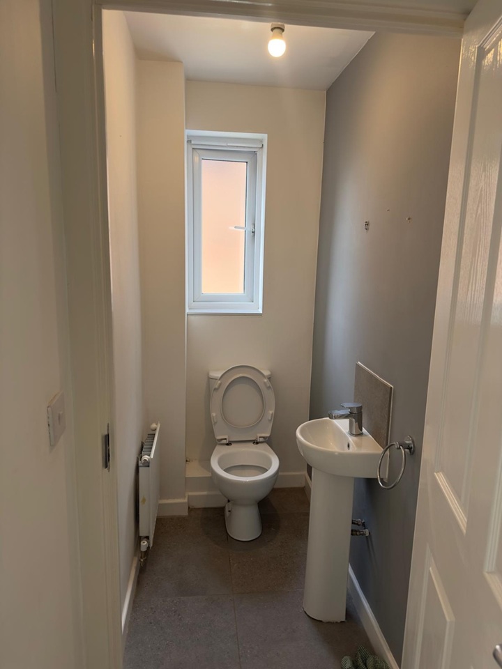 Seacroft, Leeds - 3 Bed Semi-Detached House, Magnolia Road, LS14 - To ...