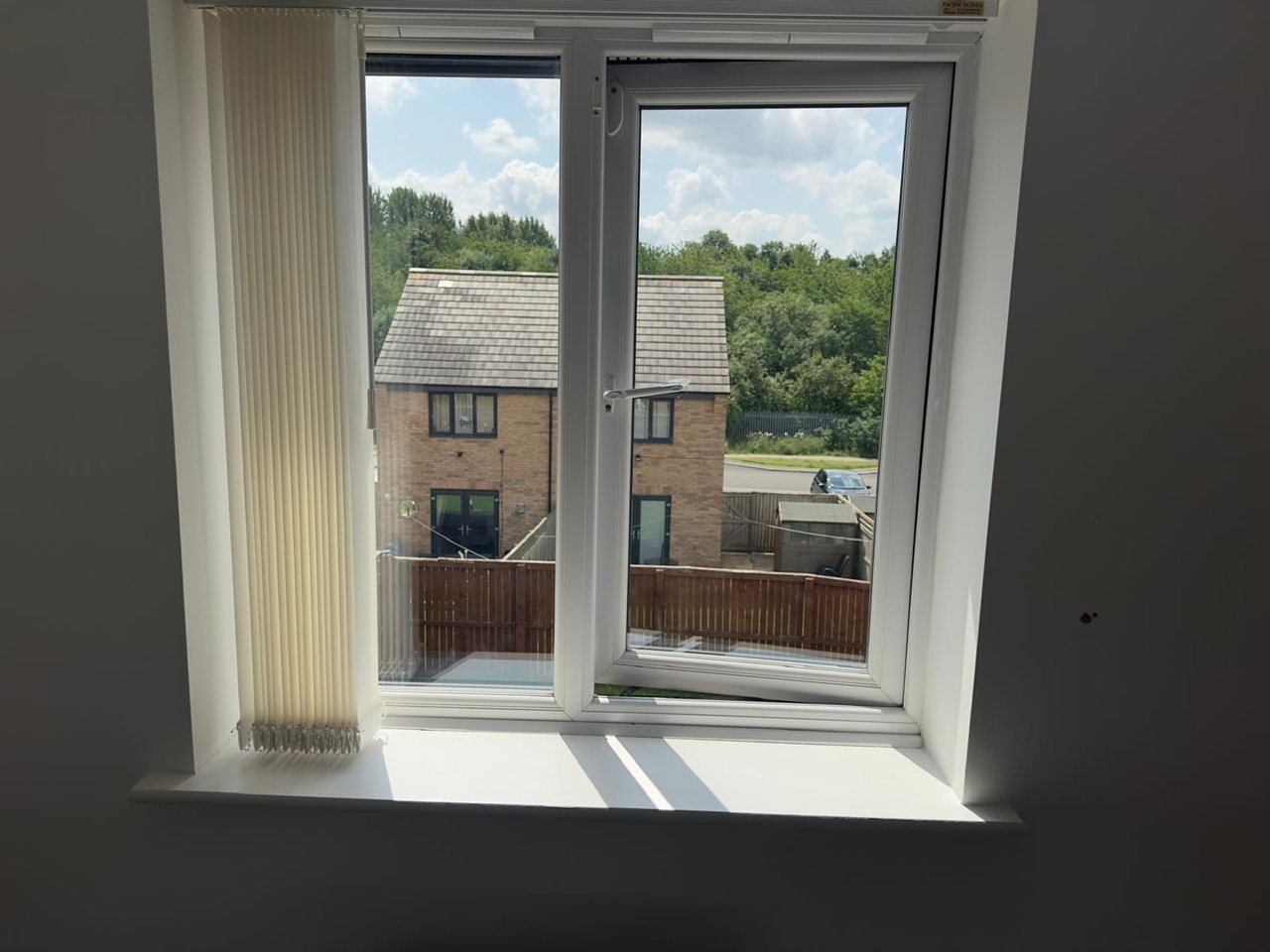 Seacroft, Leeds - 3 Bed Semi-Detached House, Magnolia Road, LS14 - To ...