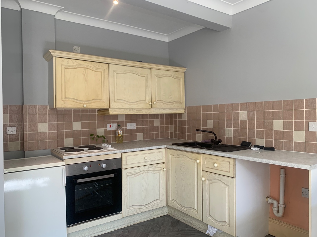 Bournemouth - Studio Flat, Arncott Hall, BH2 - To Rent Now for £750.00 p/m