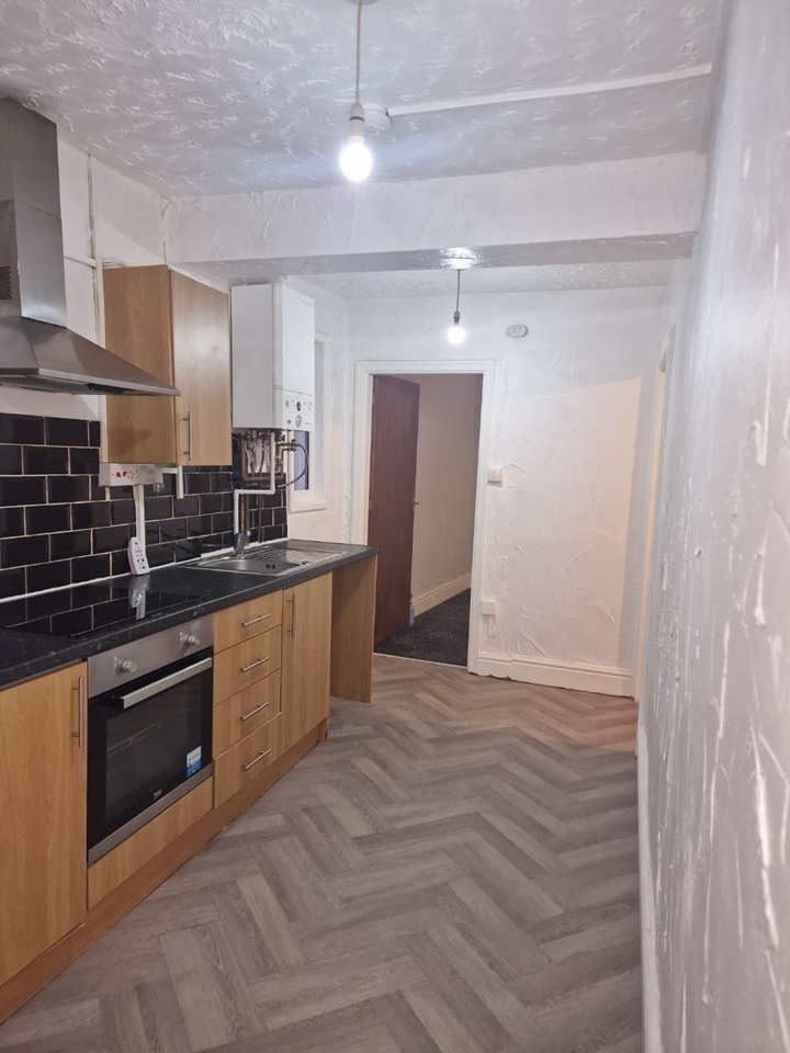 Blackpool - 2 Bed Flat, Dale Street Mews, FY1 - To Rent Now for £585.00 p/m