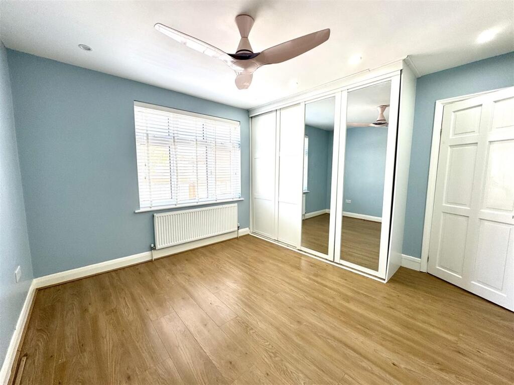 Bexleyheath - 3 Bed Semi-Detached House, Holmesdale Road, DA7 - To Rent ...