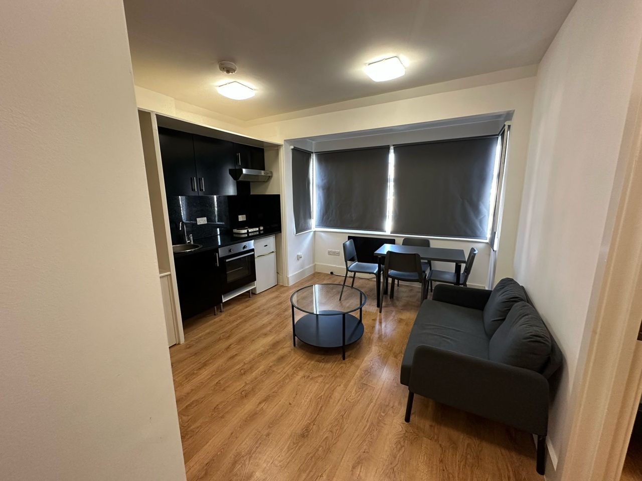 London - 1 Bed Flat, Sydney Grove, NW4 - To Rent Now for £1,700.00 p/m