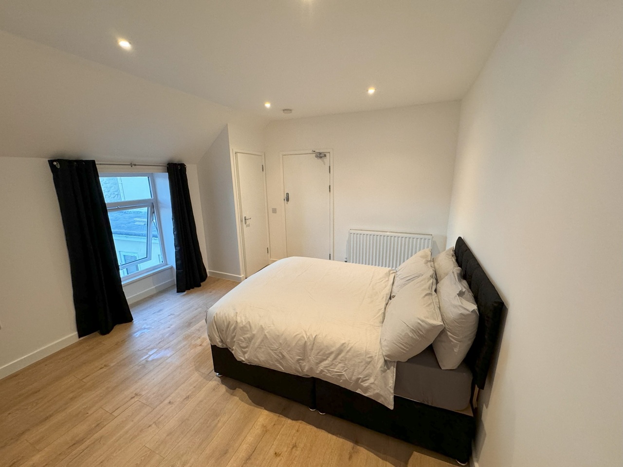 Pool, Redruth - Room in a Shared House, Fore Street, TR15 - To Rent Now ...