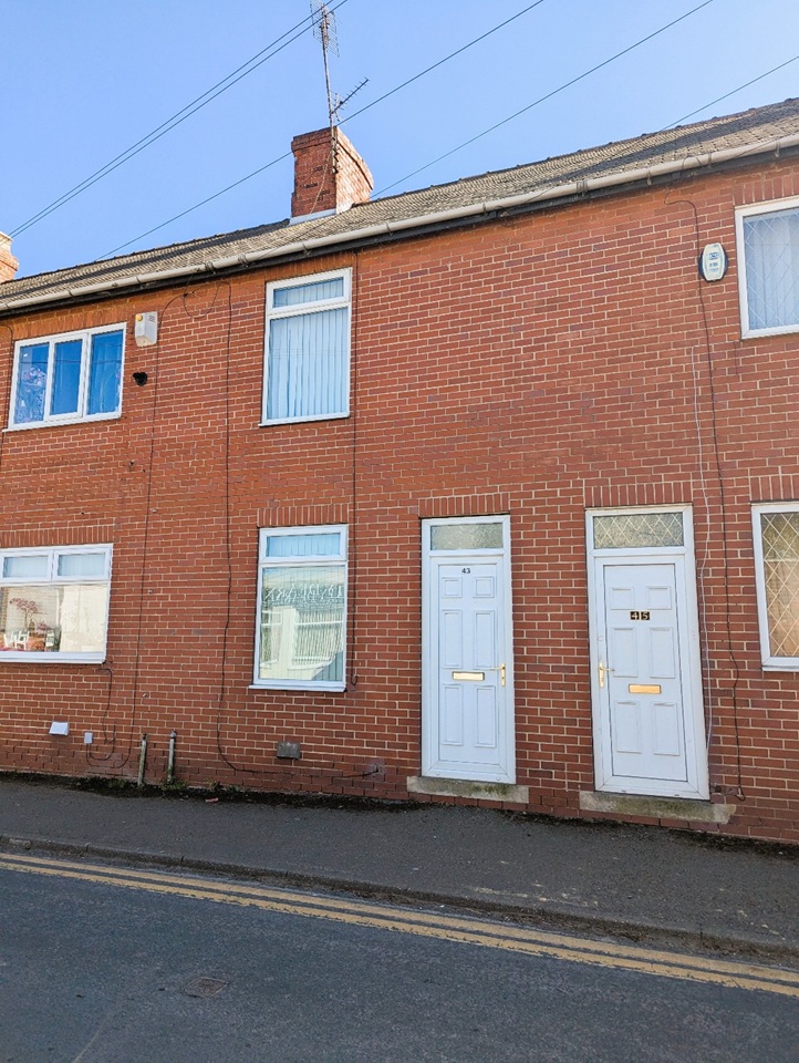 Goldthorpe Nr Rotherham S Yorks - 2 Bed Terraced House, King Street ...