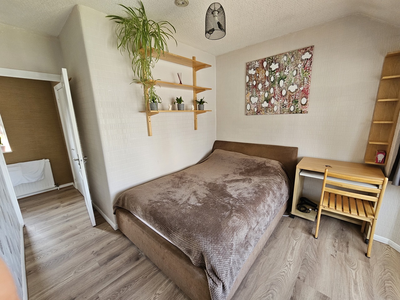 Barking - Room in a Shared House, Upney Lane, IG11 - To Rent Now for £ ...