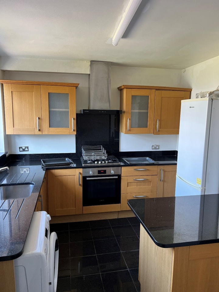 Romford - 3 Bed Terraced House, Jarrow Road, RM6 - To Rent Now for £ ...