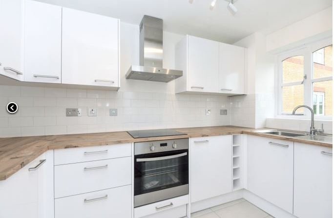 London - 1 Bed Flat, Hurcott Court, NW2 - To Rent Now for £1,600.00 p/m