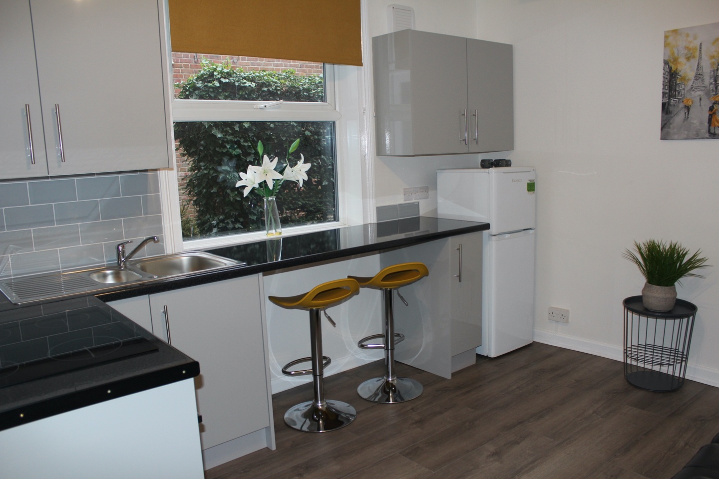 Norwich - Studio Flat, Earlham Road, NR2 - To Rent Now for £850.00 p/m