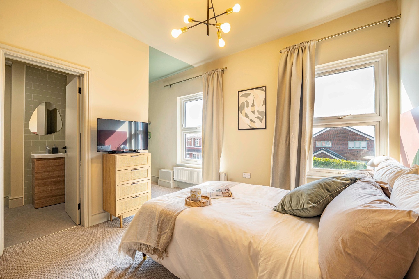 Wigan - Room in a Shared House, Gidlow Lane, WN6 - To Rent Now for £650 ...