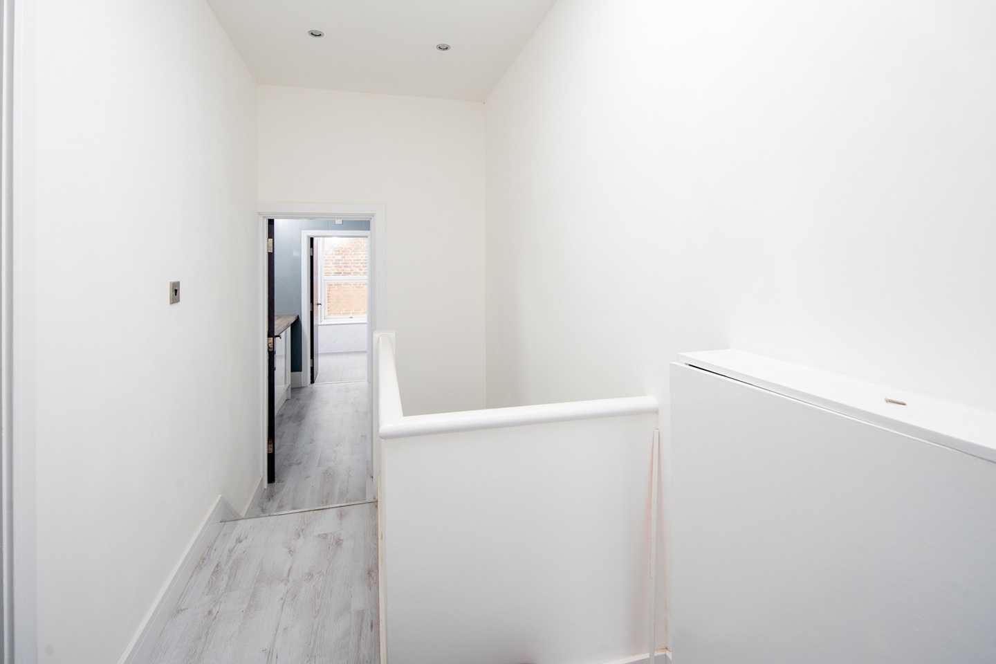 London - 2 Bed Flat, Oulton Road, N15 - To Rent Now for £1,625.00 p/m