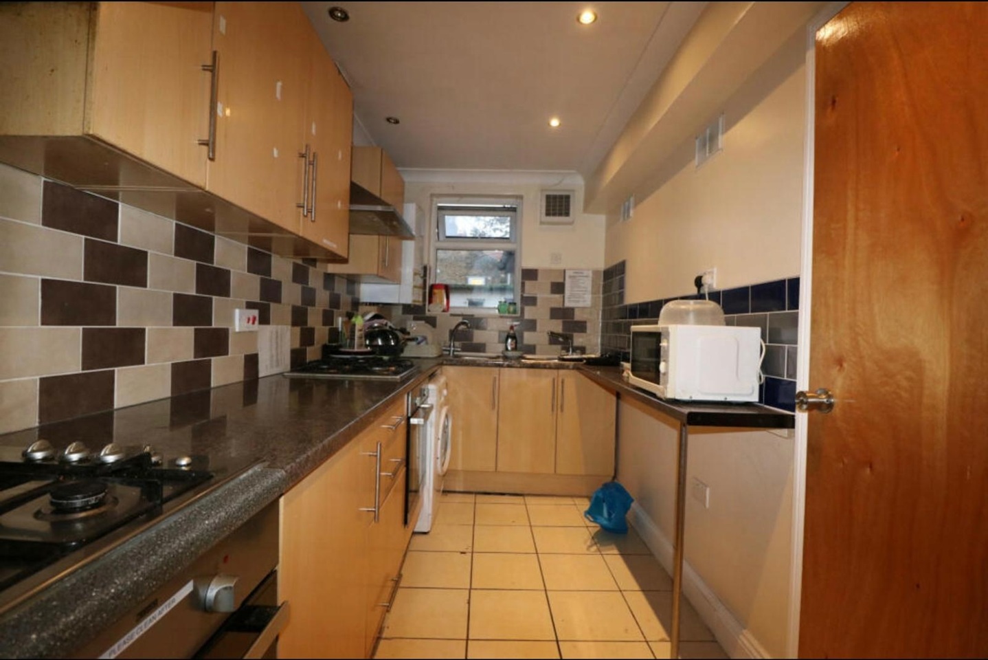 London - Room in a Shared House, Murchison Road, E10 - To Rent Now for ...