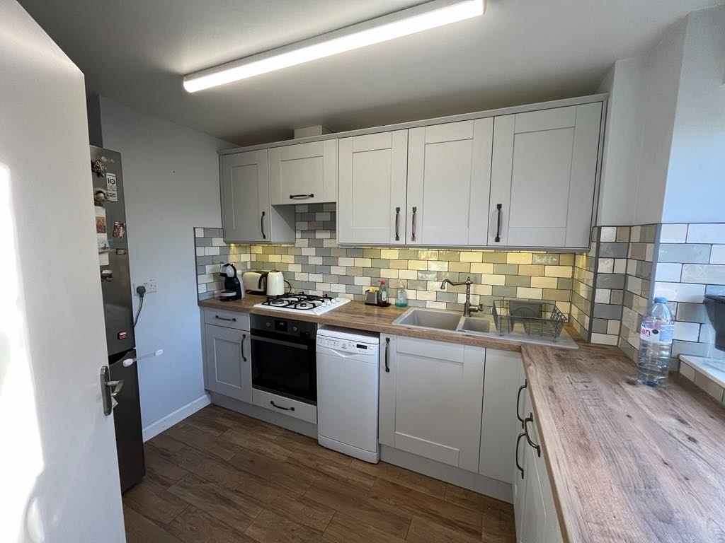 London - 1 Bed Flat, Walmer House, SE20 - To Rent Now for £1,300.00 p/m