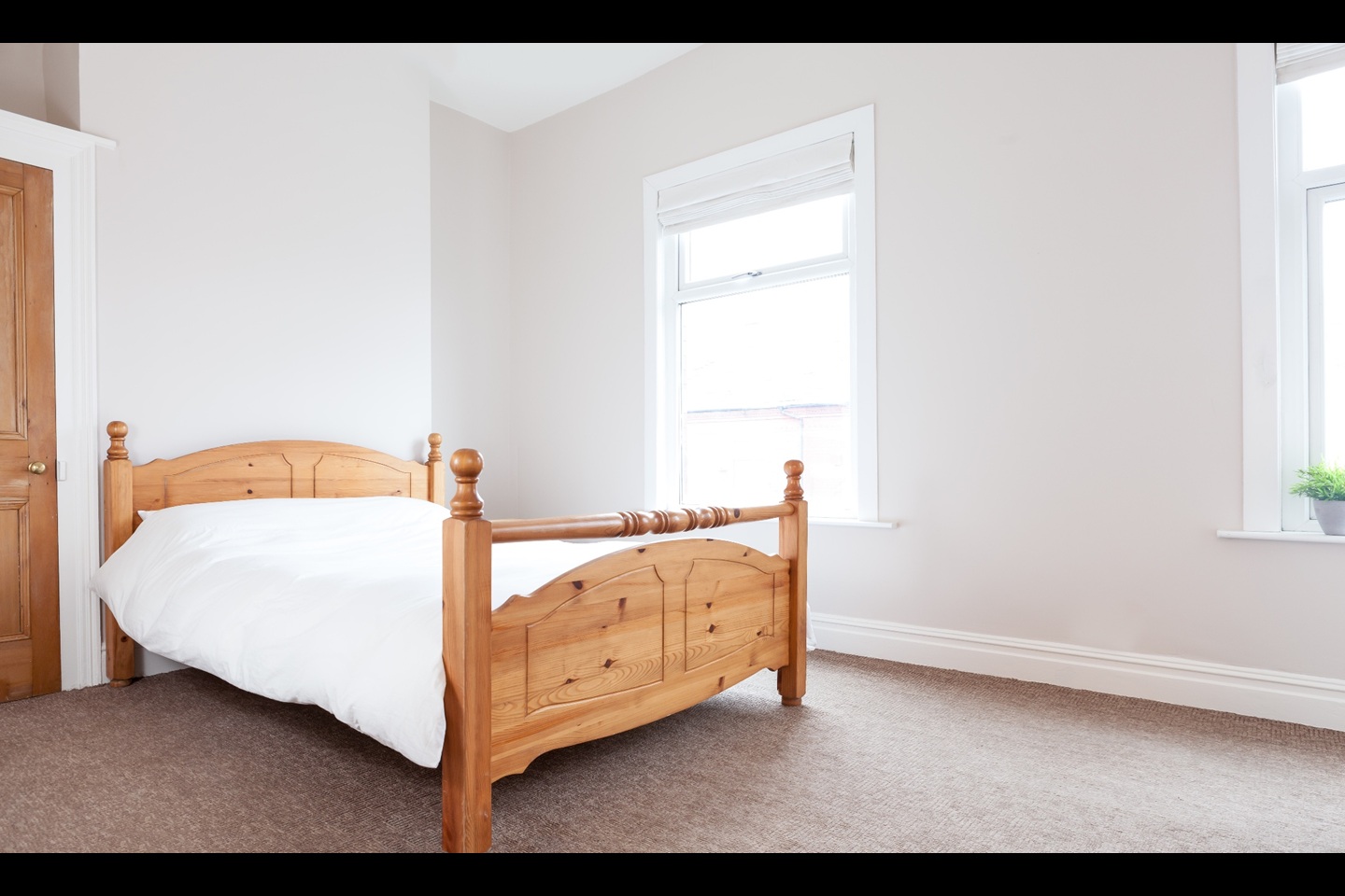 Manchester - Room in a Shared House, Forest Range, M19 - To Rent Now ...