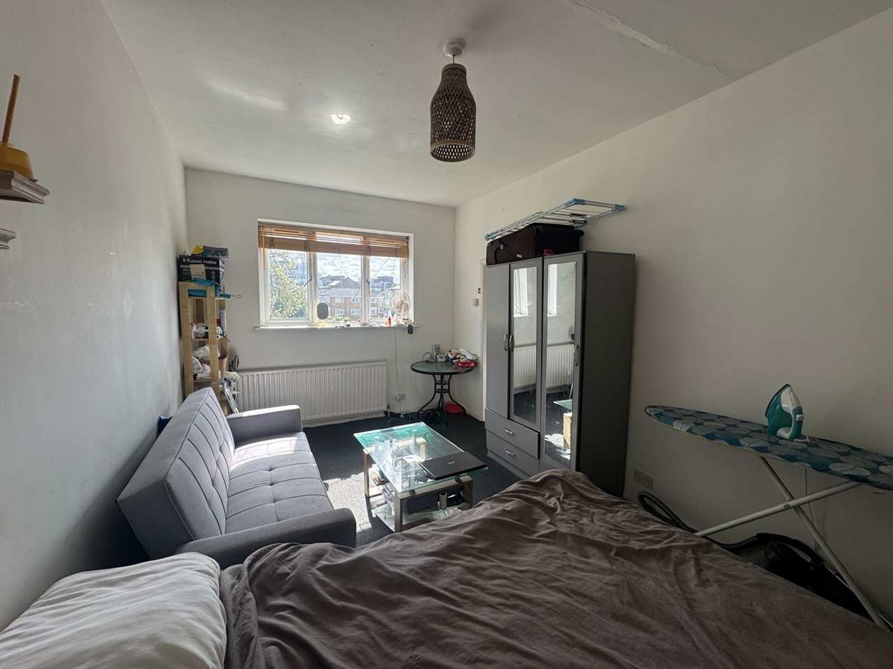 Hounslow - 1 Bed Flat, Bulstrode Road, TW3 - To Rent Now for £1,500.00 p/m