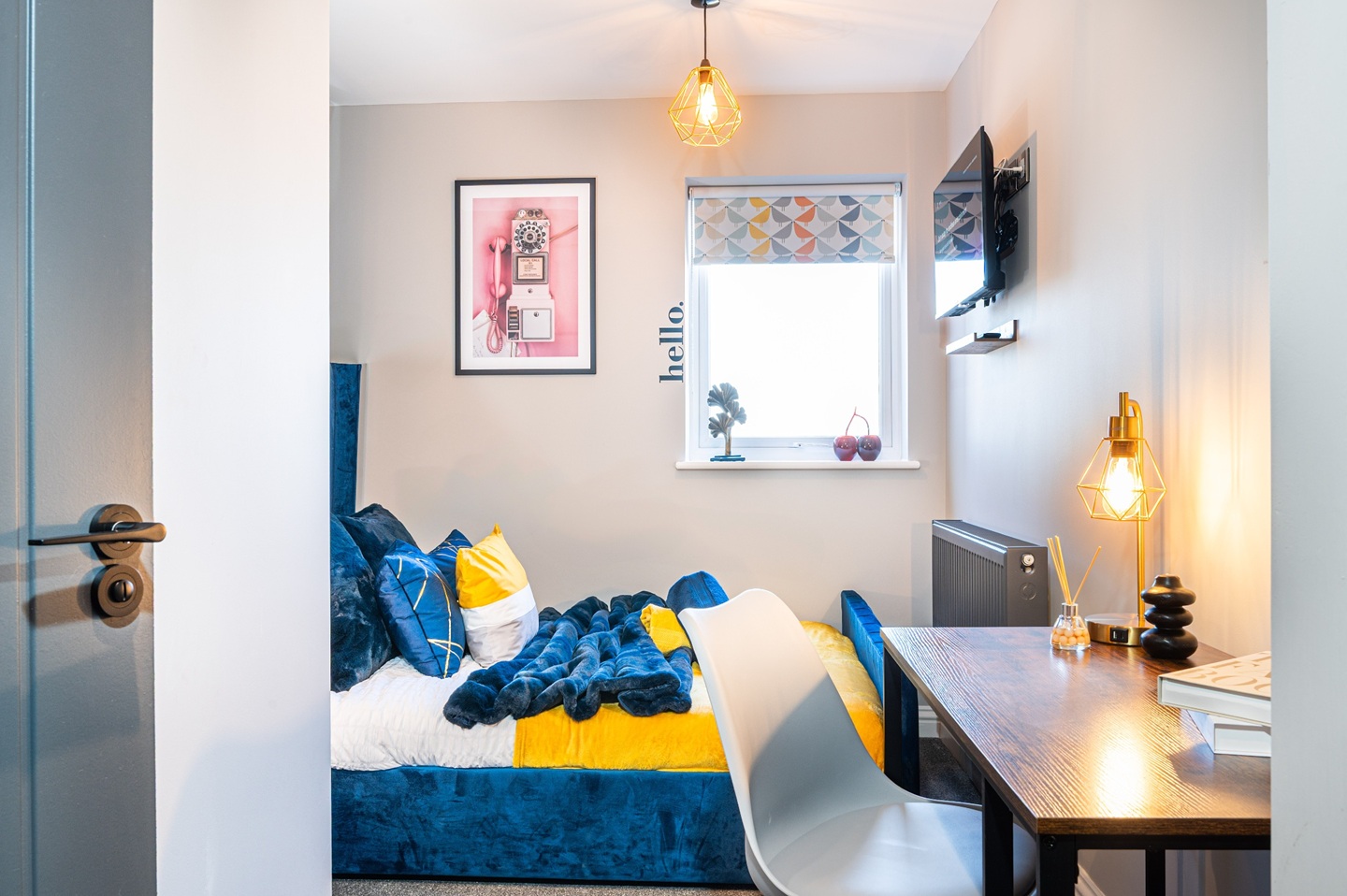 Swindon - Room in a Shared House, Old Town, SN1 - To Rent Now for £900. ...