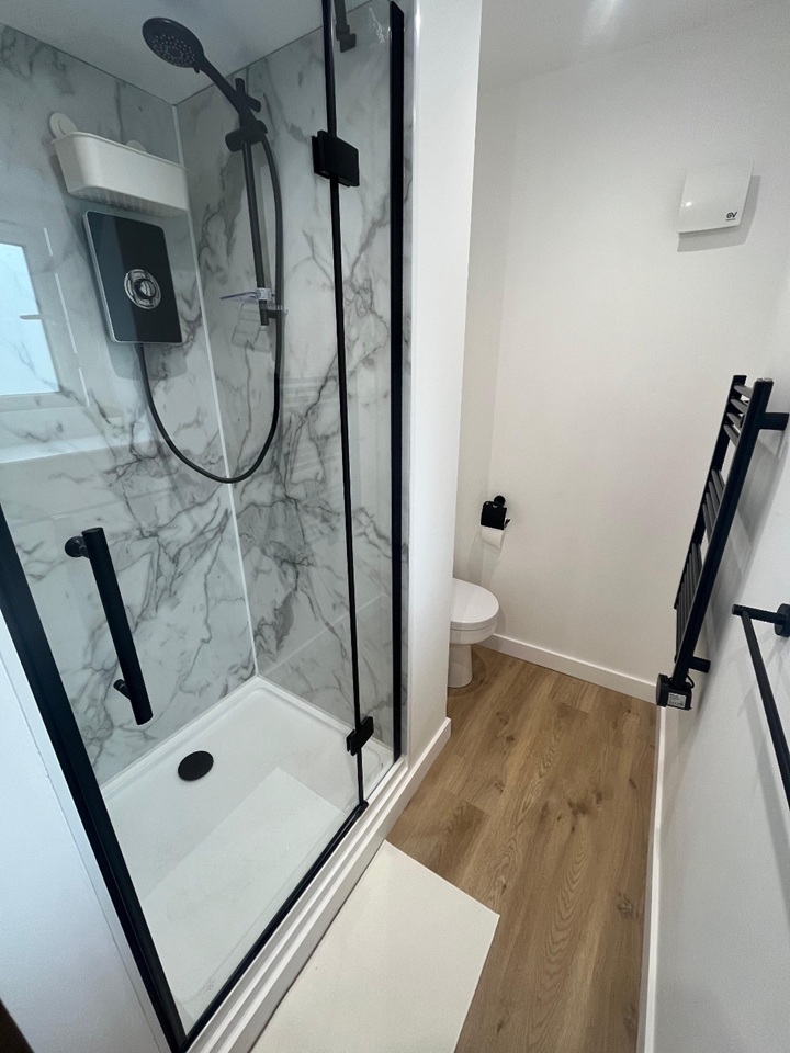 Camborne - 1 Bed Flat, Cross Street, TR14 - To Rent Now for £750.00 p/m