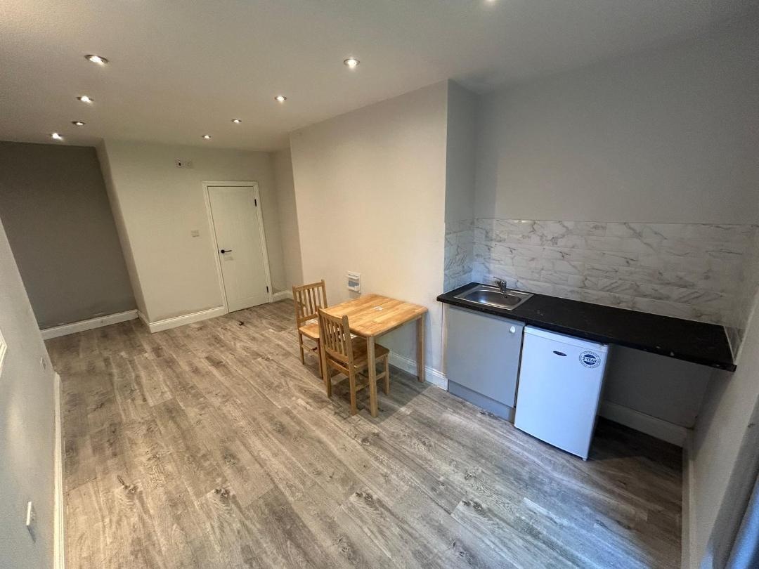 Hackney, London - Studio Flat, Amhurst Road, E8 - To Rent Now for £ ...