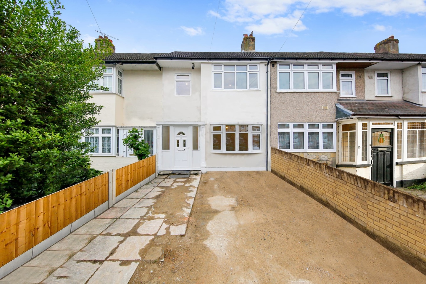 Dagenham - 4 Bed Terraced House, Western Avenue, RM10 - To Rent Now for ...