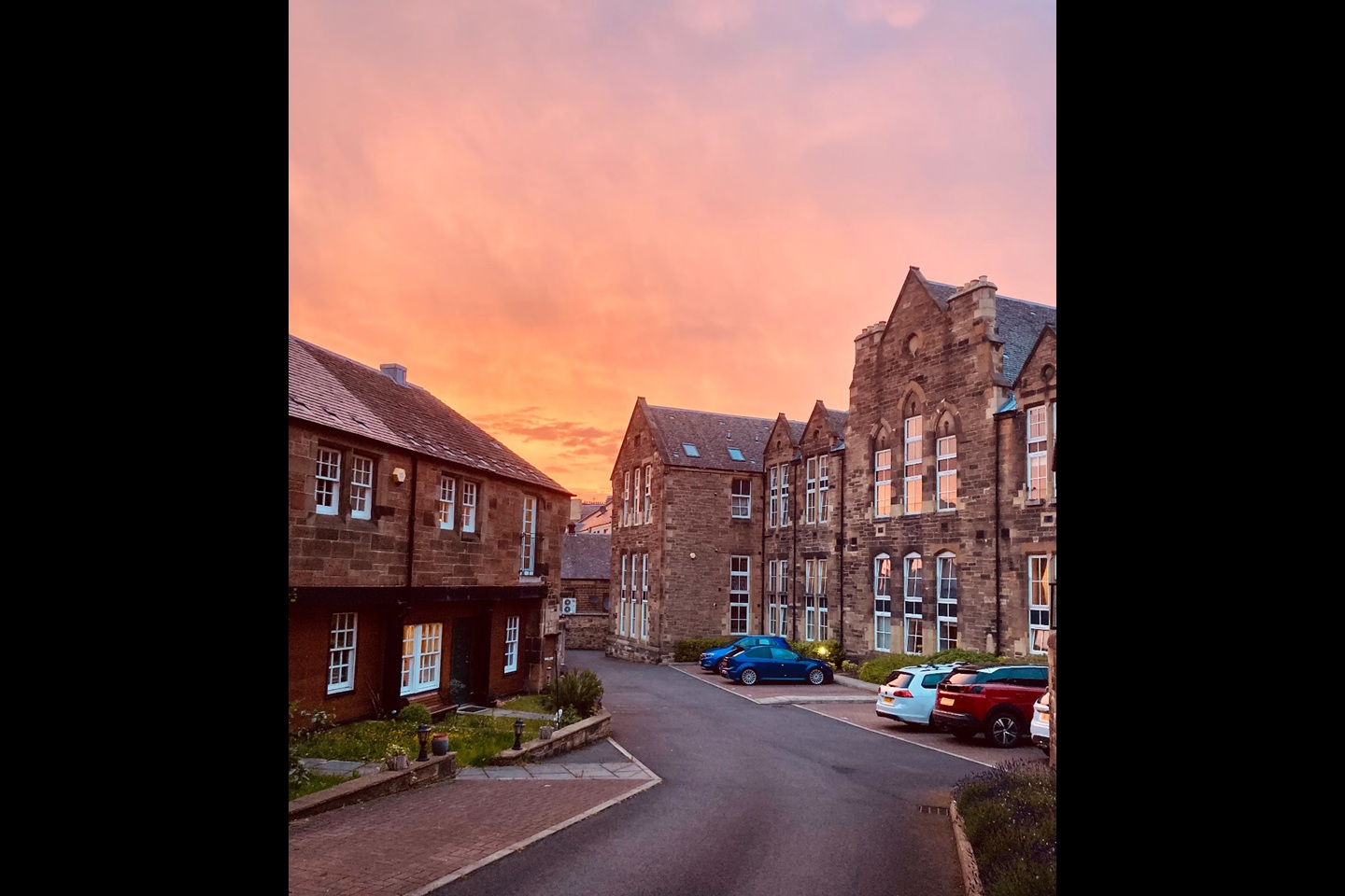 Edinburgh - 2 Bed Flat, Rodney Street, EH7 - To Rent Now for £1,350.00 p/m