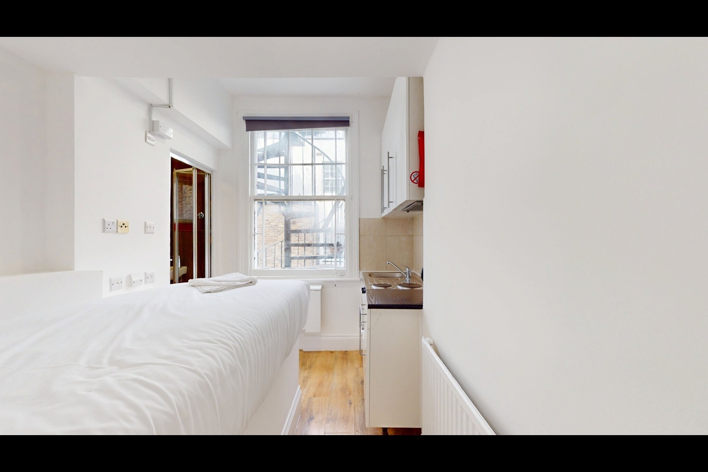 London - Studio Flat, Talbot Square, W2 - To Rent Now for £1,200.00 p/m