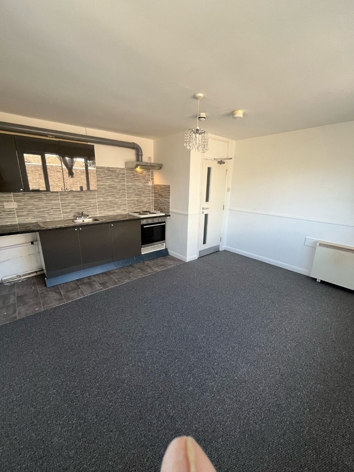 Hastings - 1 Bed Flat, The Malvern, TN34 - To Rent Now for £800.00 p/m