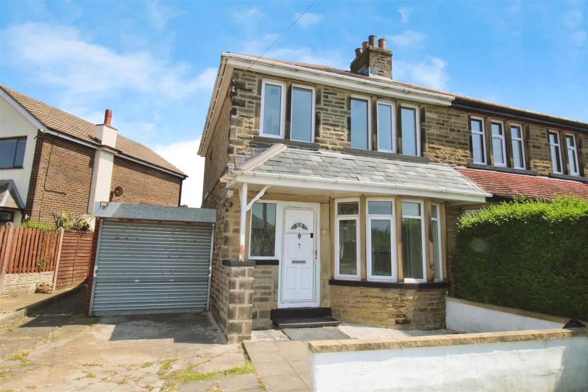 Bradford - 3 Bed Semi-Detached House, Reevy Drive, BD6 - To Rent Now ...
