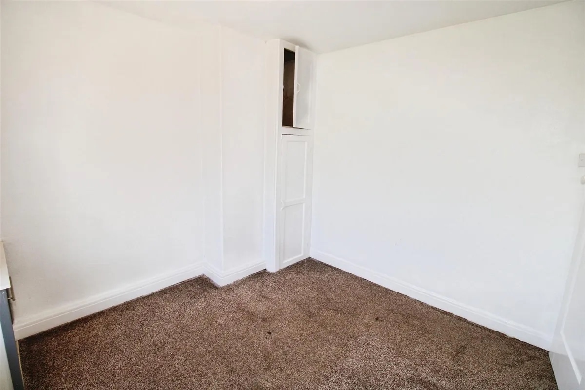 Bradford - 3 Bed Semi-Detached House, Reevy Drive, BD6 - To Rent Now ...