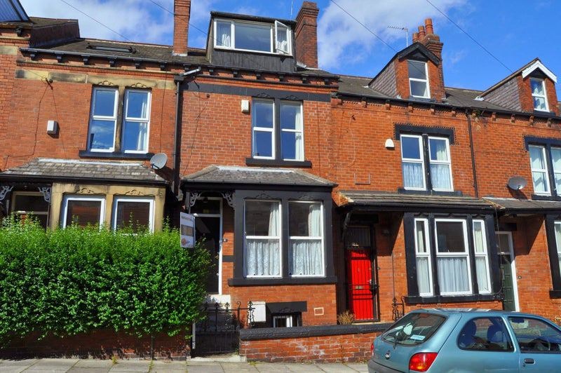 Leeds - Room in a Shared House, Burchett Grove, LS6 - To Rent Now for £ ...