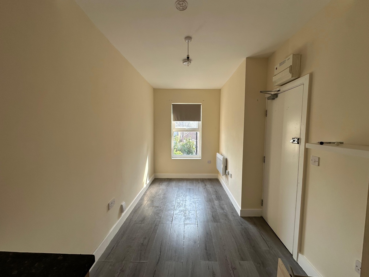 Welling, Barnehurst, Bexley - Studio Flat, Rowan Road, DA7 - To Rent ...
