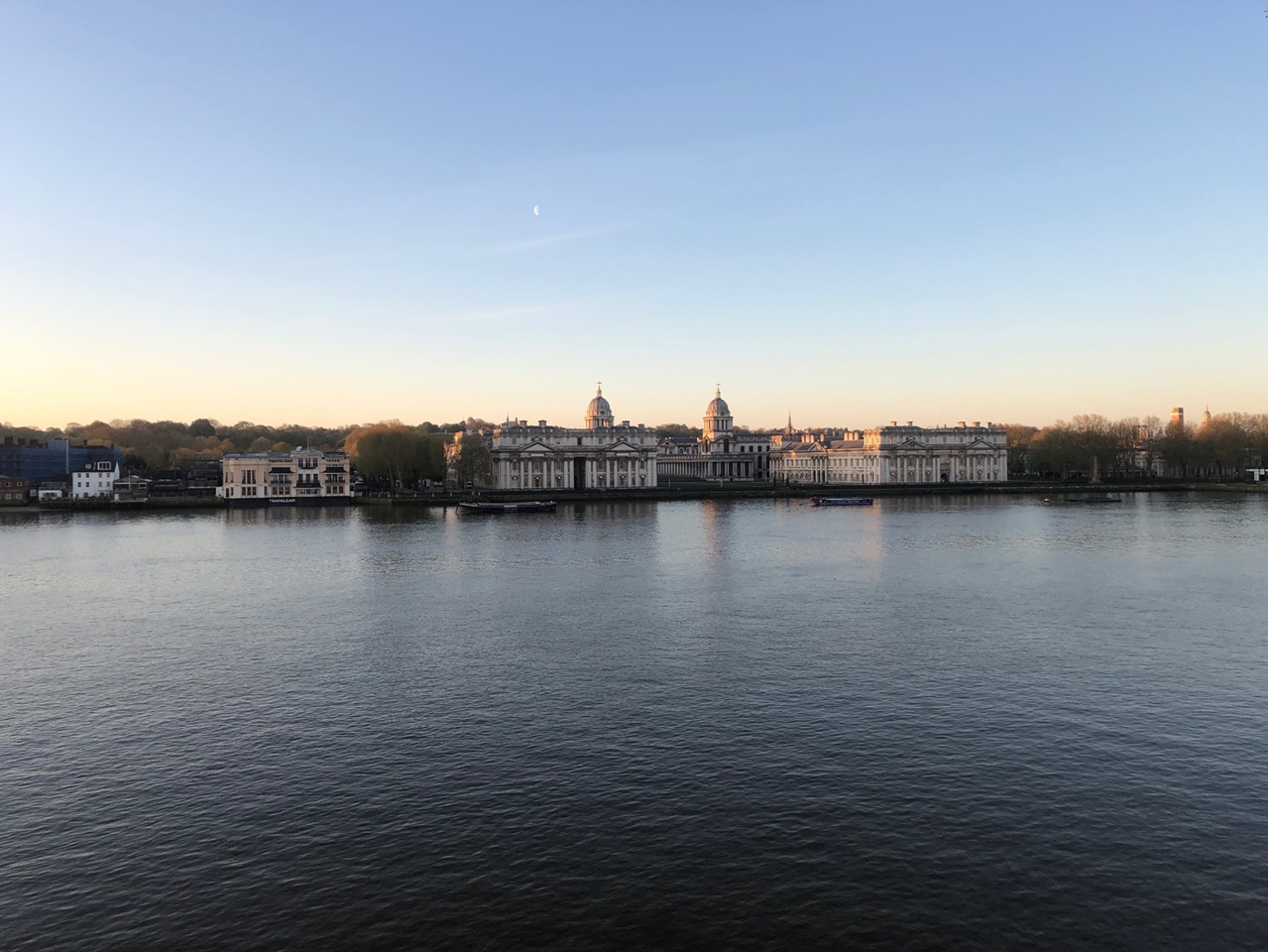 London - 2 Bed Flat, Luralda Wharf, E14 - To Rent Now for £2,350.00 p/m