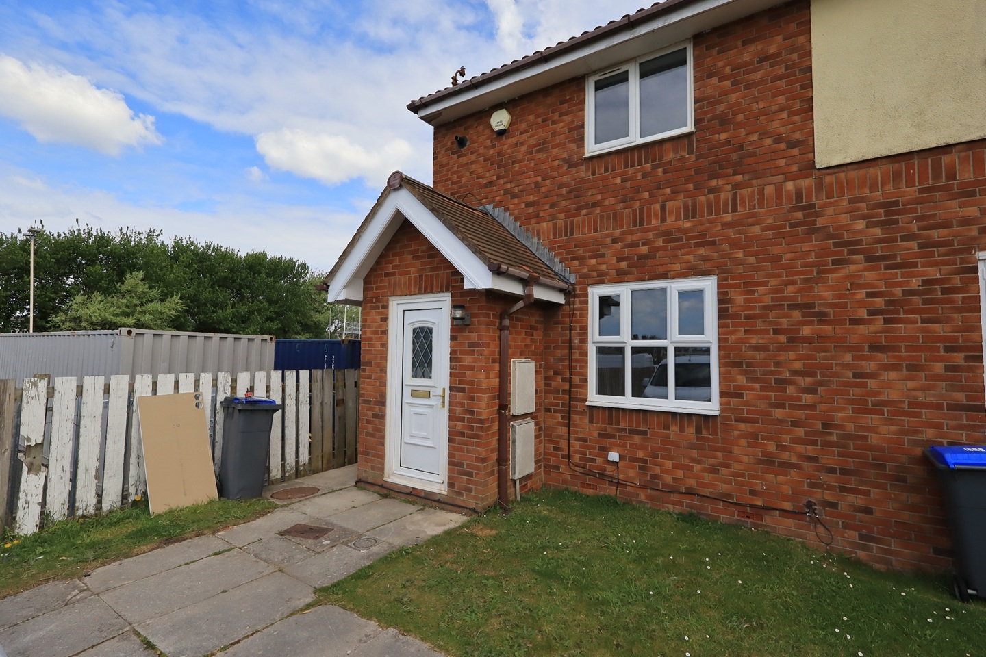 Blackpool - 2 Bed Semi-Detached House, Smithy Mews, FY1 - To Rent Now ...