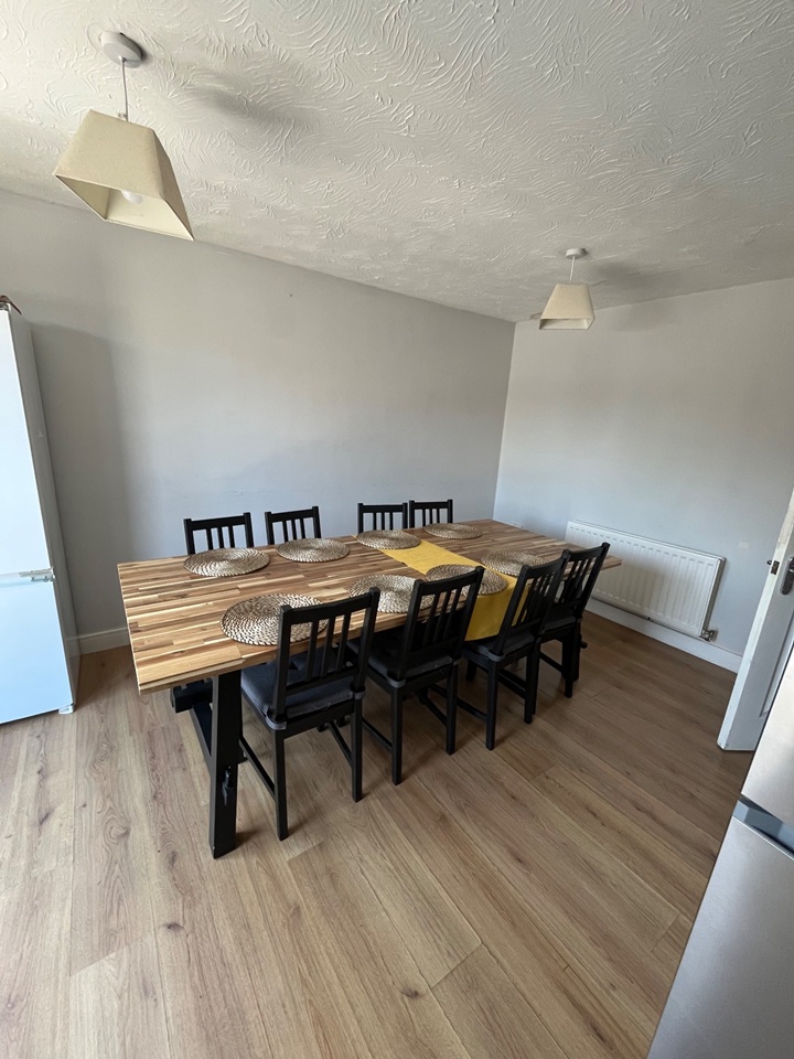 Luton - 4 Bed Terraced House, Primrose Close, LU3 - To Rent Now for £ ...