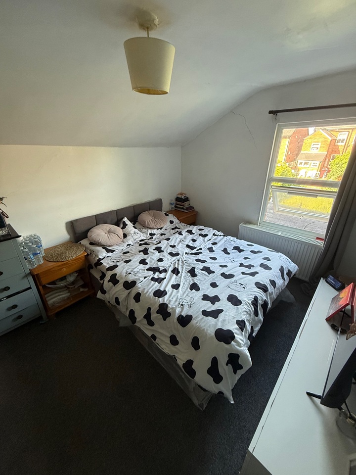 Reading - Room in a Shared House, Donnington Road, RG1 - To Rent Now ...