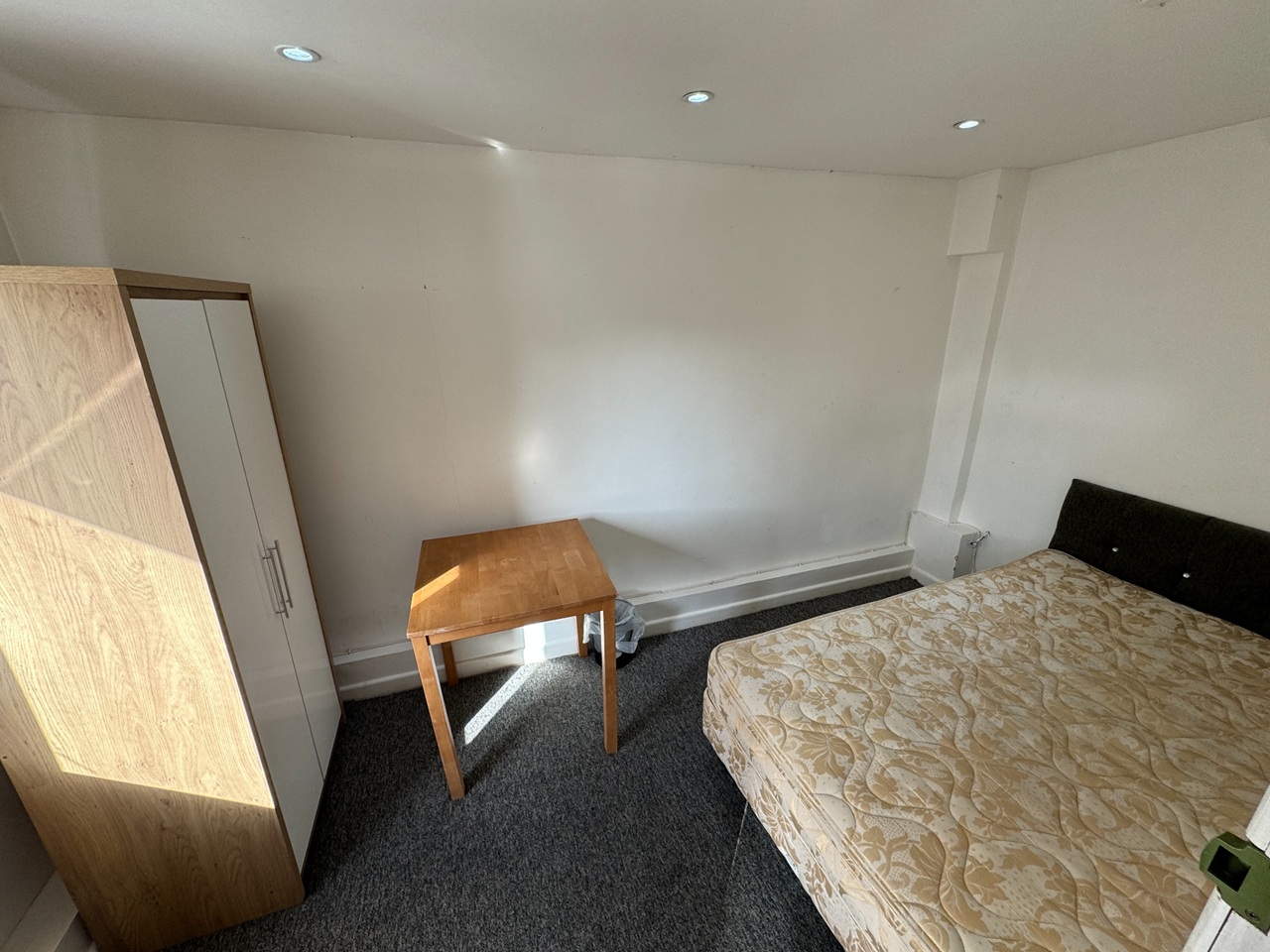 Brighton - 2 Bed Flat, St. James's Street, BN2 - To Rent Now for £1,100.00 p/m